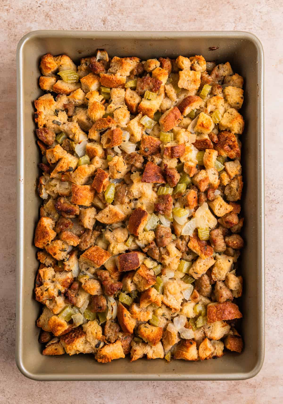 Easy Turkey Sausage Stuffing Recipe - Classic Thanksgiving Dish ...