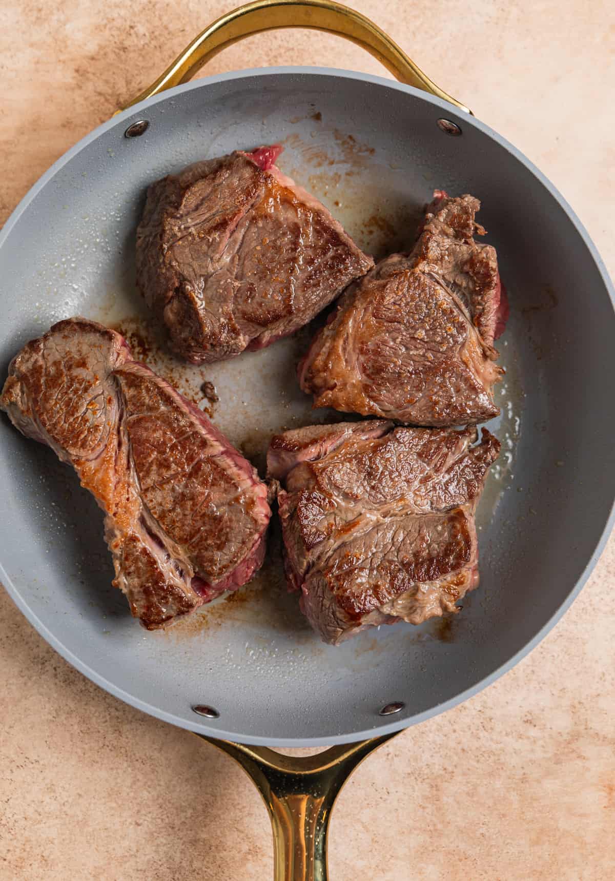 Easy Slow Cooker Shredded Beef Chili | Lemons & Zest