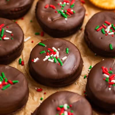 Christmas Reese Cup Ritz Cracker Cookies | Lemons & Zest