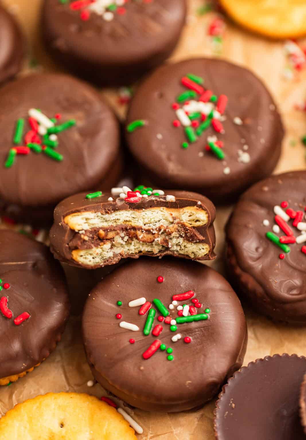 Christmas Reese Cup Ritz Cracker Cookies | Lemons & Zest